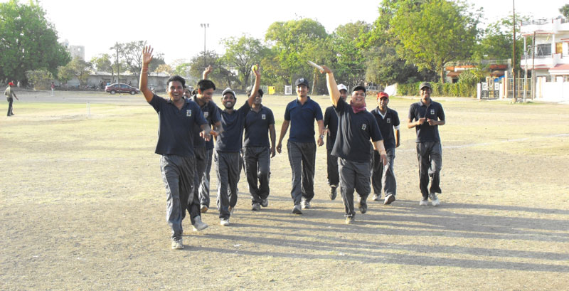 NOVATECH TEAM WINS TWO MATCHES IN ONE DAY!! - Novatech Software Pvt Ltd